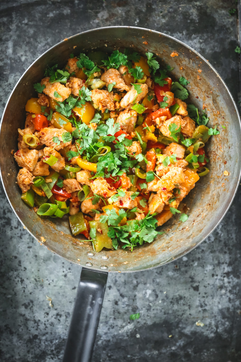 Spicy kylling med paprika og chili - Fitfocus